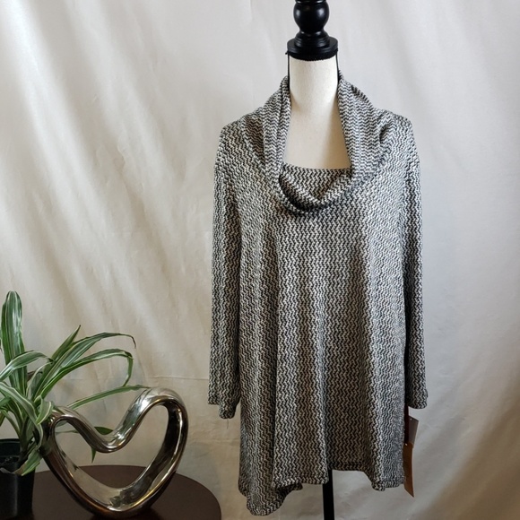 Ruby Rd. | Sweaters | Ruby Rd Black White Sparkling Silver Sweater ...